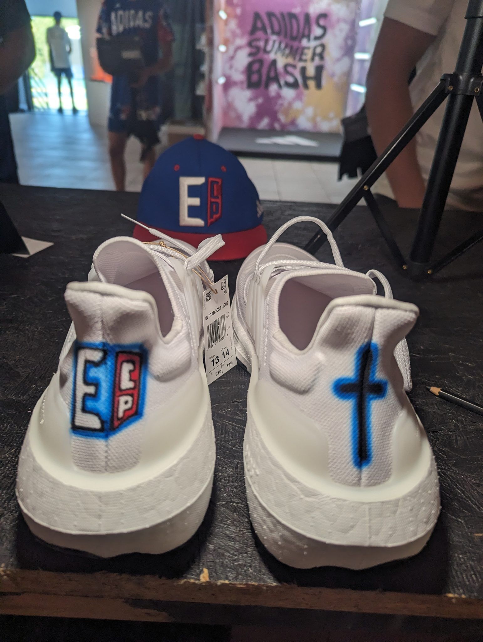 Make a Statement With Personalized Airbrush Clothing and Accessories ...